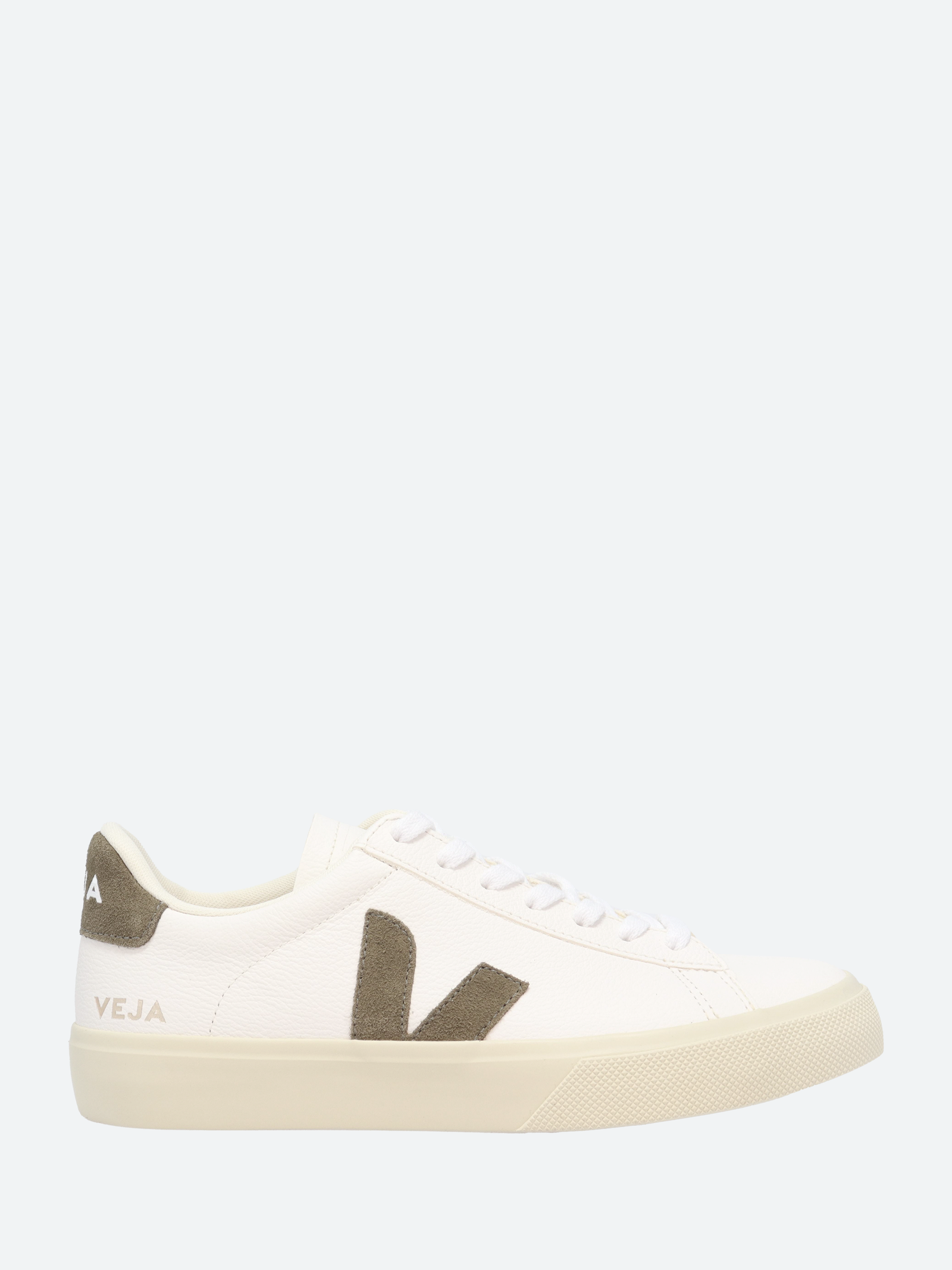 Veja - Campo ChromeFree in White and Natural – gravitypope