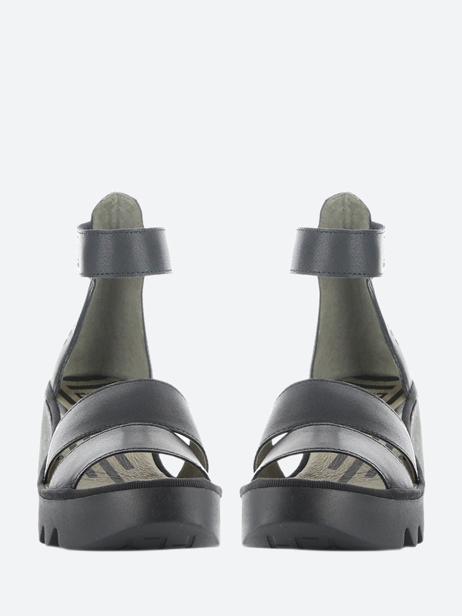 FLY London - Bono Sandal in Black – gravitypope