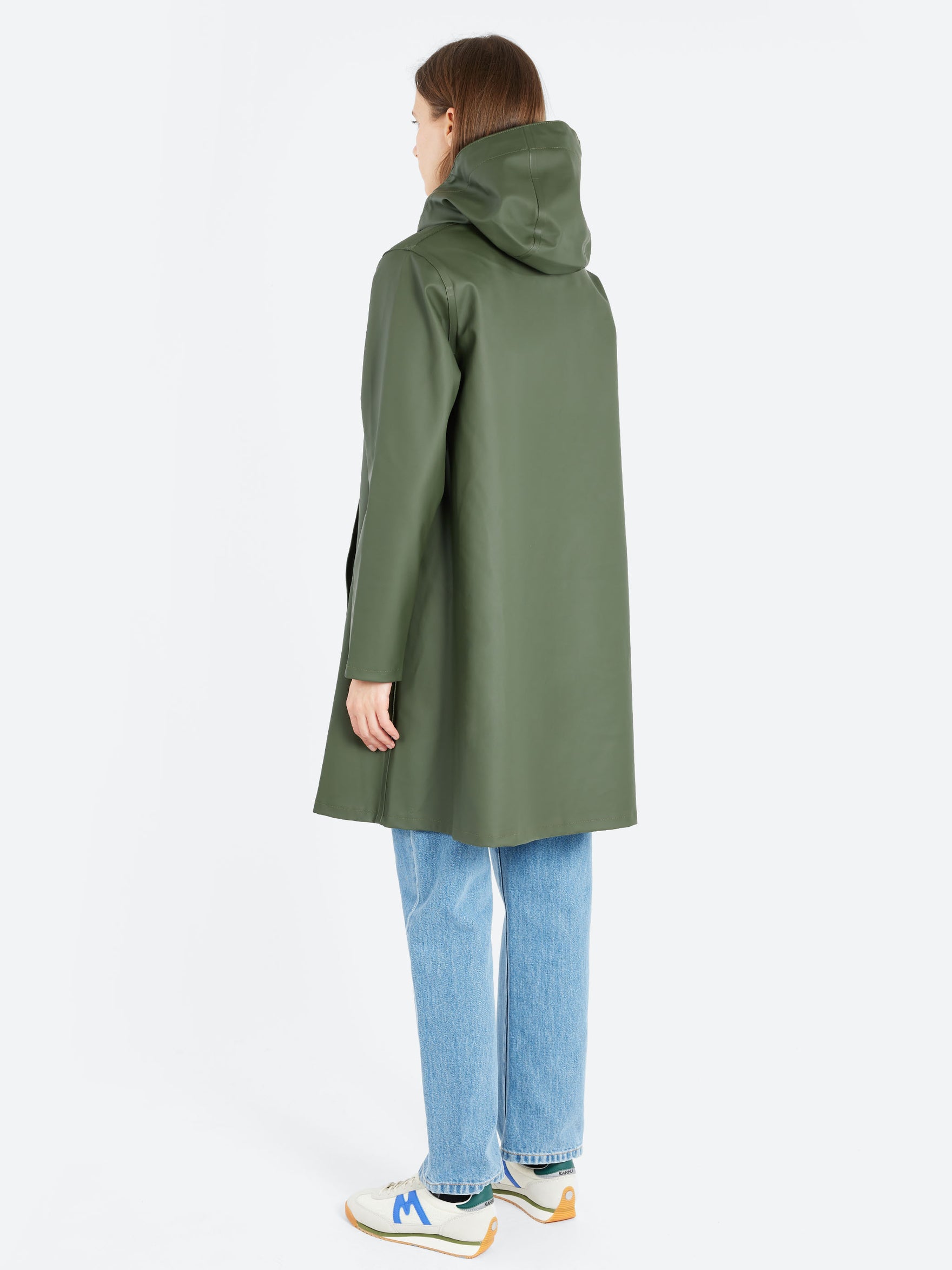 Stutterheim - Chelsea Rainwalker in Black and White – gravitypope