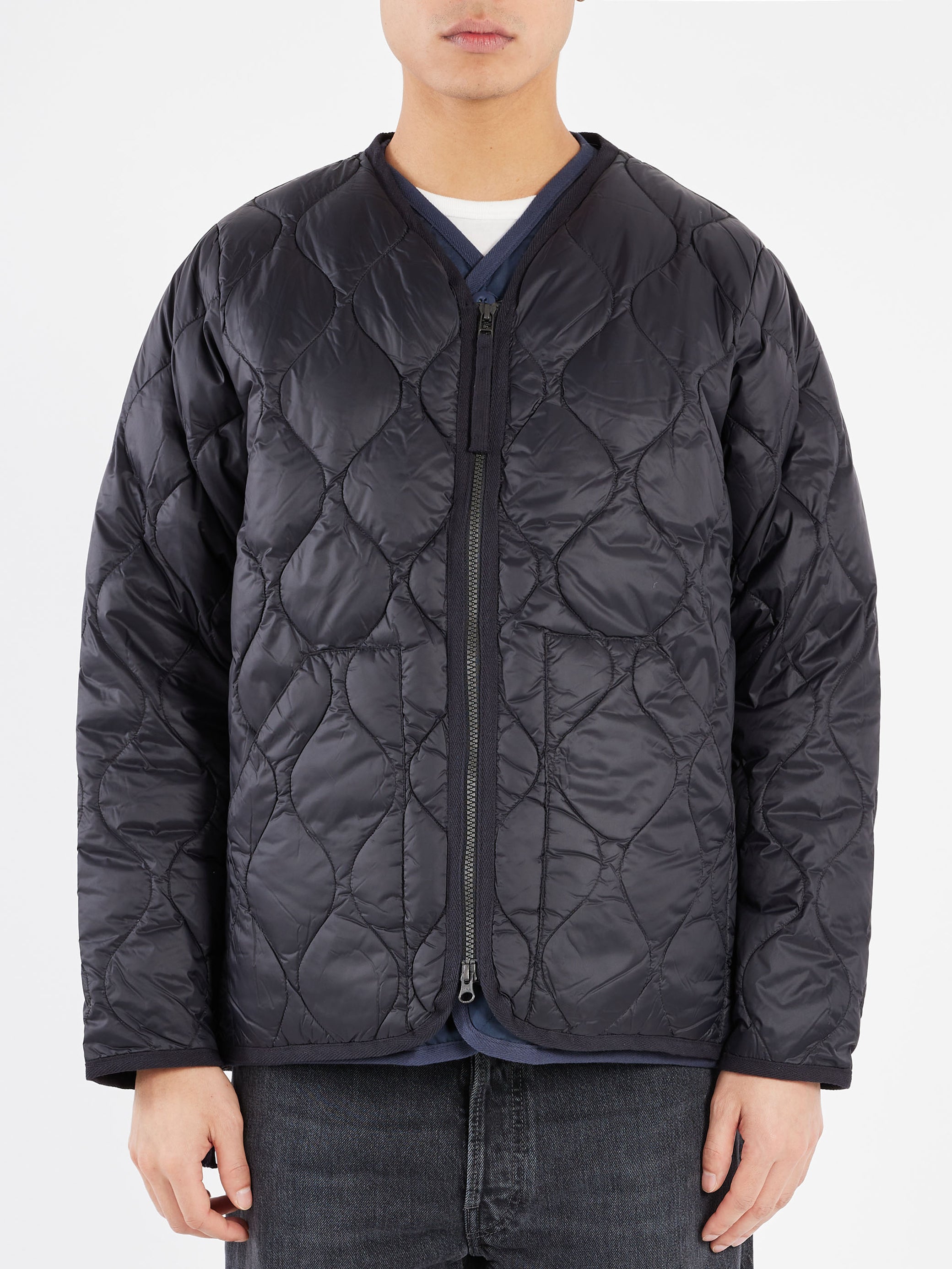 Taion - Military Zip V-Neck Down Jacket in Dark Olive – gravitypope