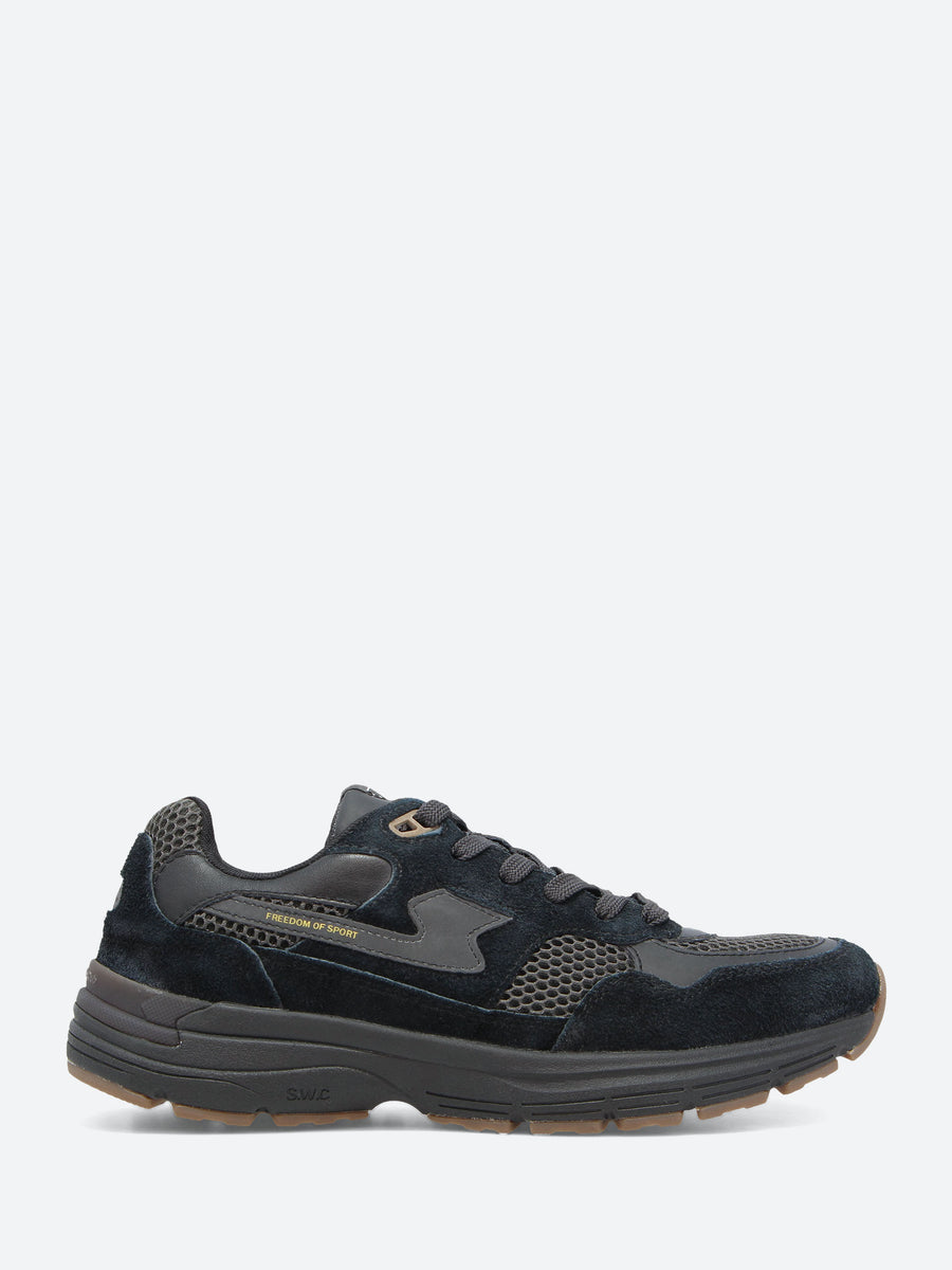 Stepney Workers Club - Amiel S-Strike in Tech Black – gravitypope