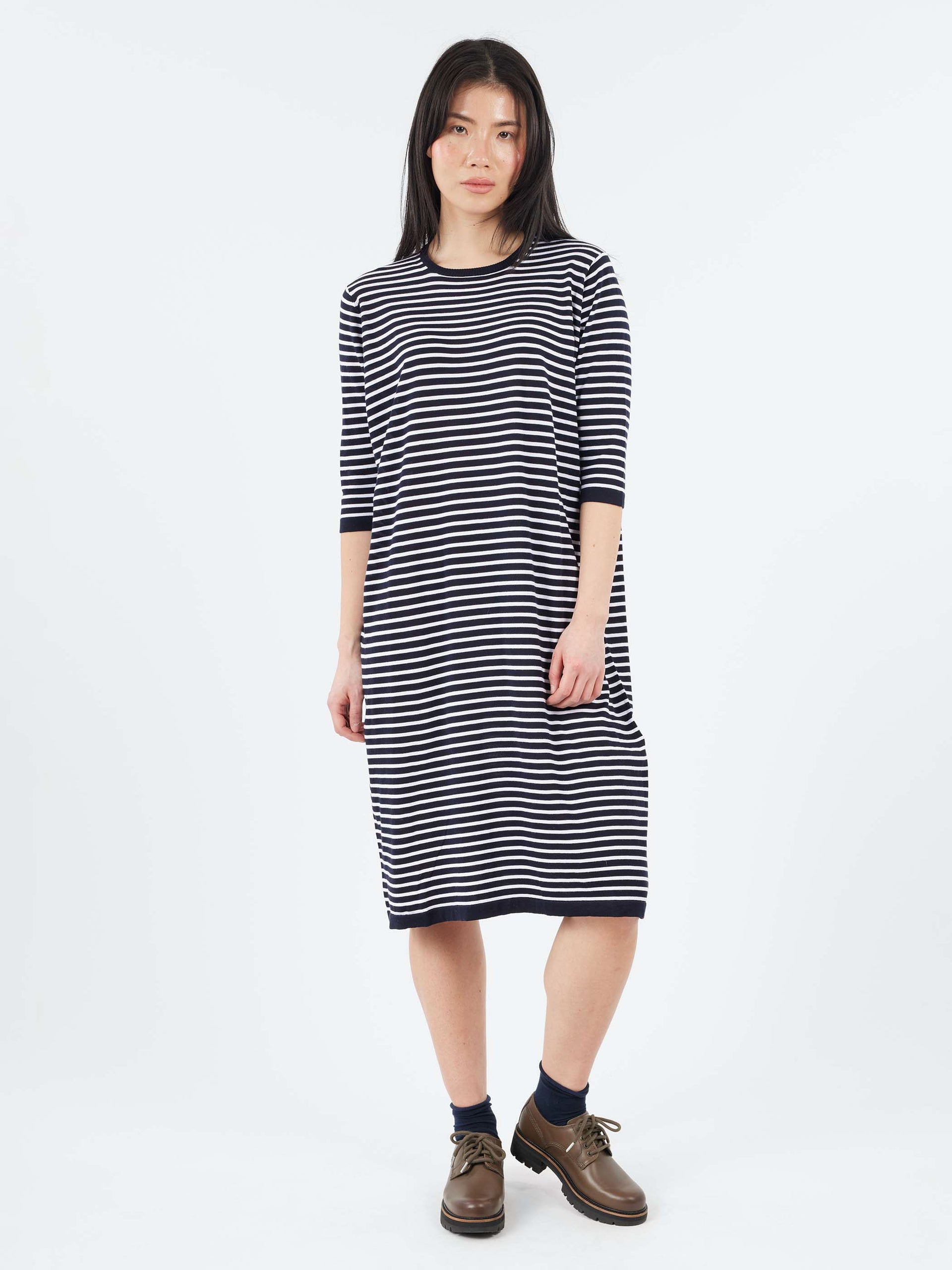 MJ Watson - S/S Sweater in Black – gravitypope