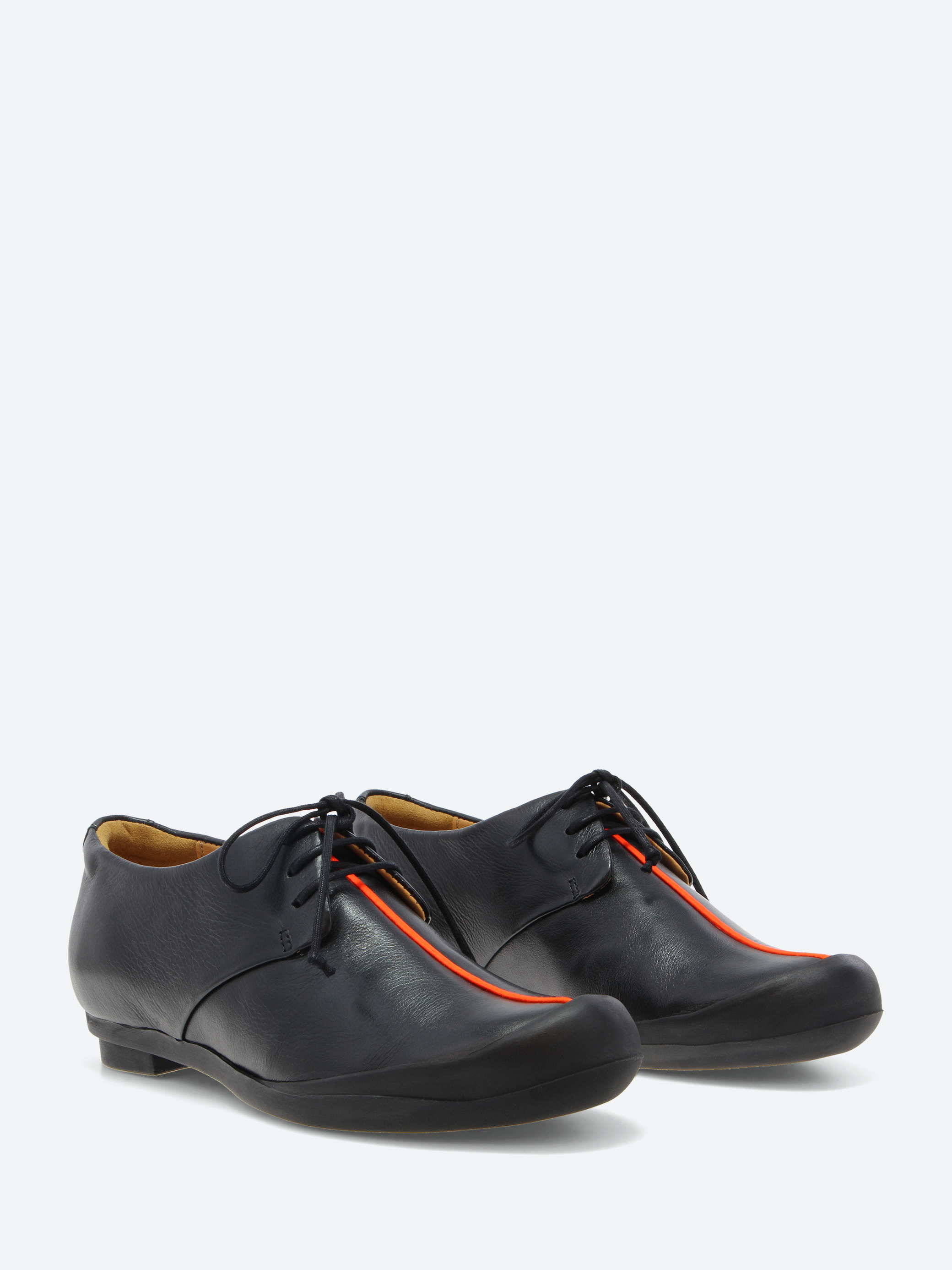 Tracey Neuls - Dot in Natural – gravitypope