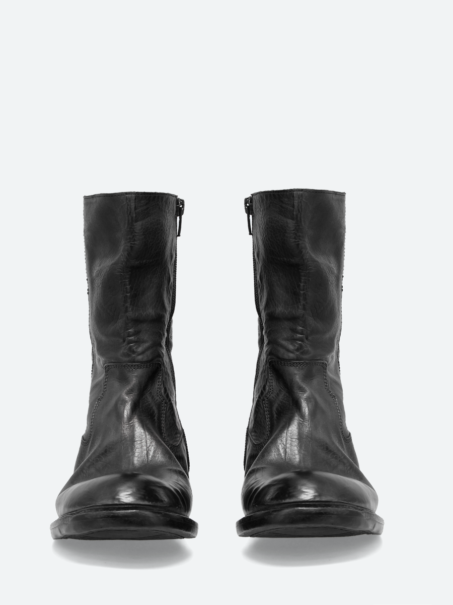 MOMA - Word 75501C in Nero Vitello – gravitypope
