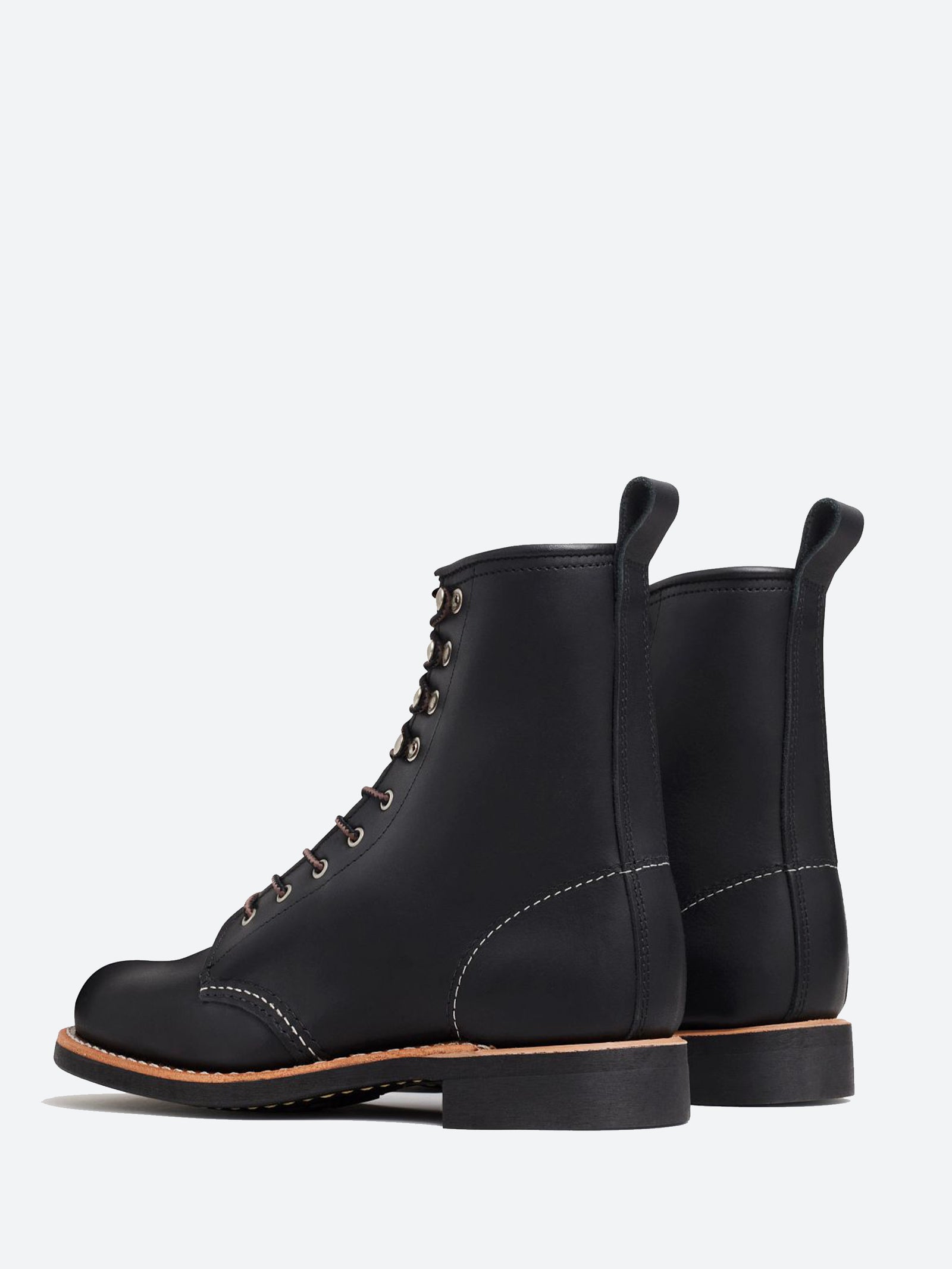 Red Wing - Silversmith in Black Boundary – gravitypope
